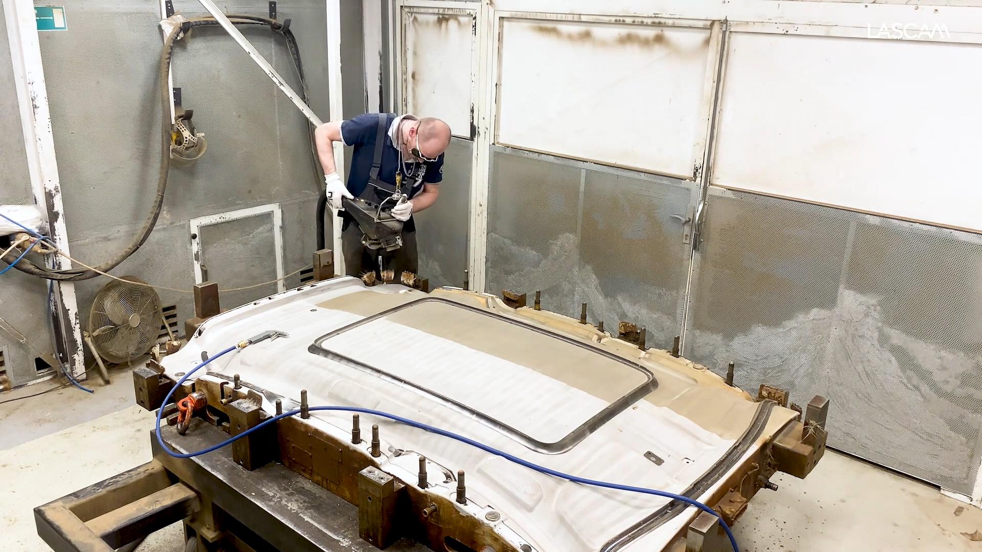 High-Efficiency Laser Cleaning of Large-Scale Forming Tools | LASCAM